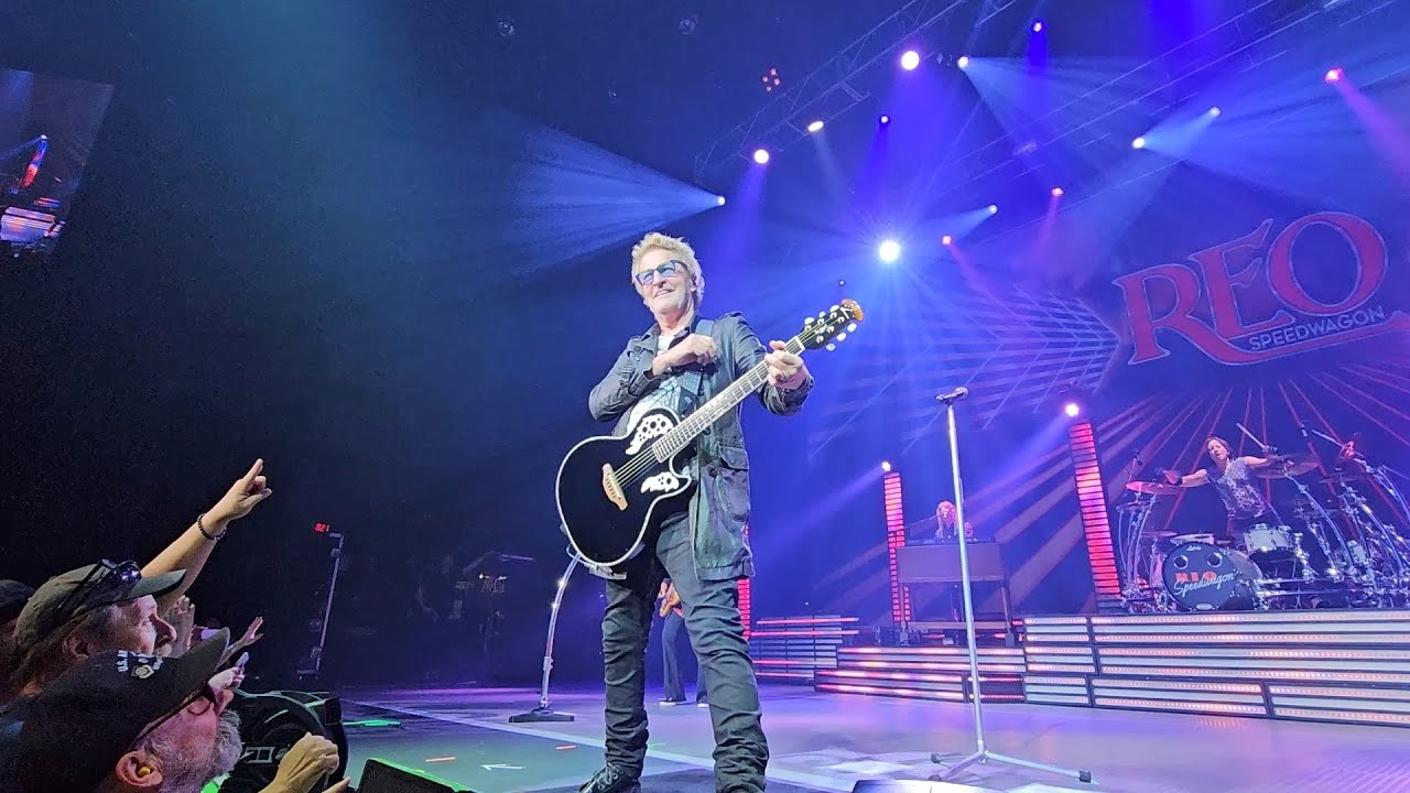 Live Every Moment-REO Speedwagon, 9/9/23, Tulsa, Oklahoma - YouTube