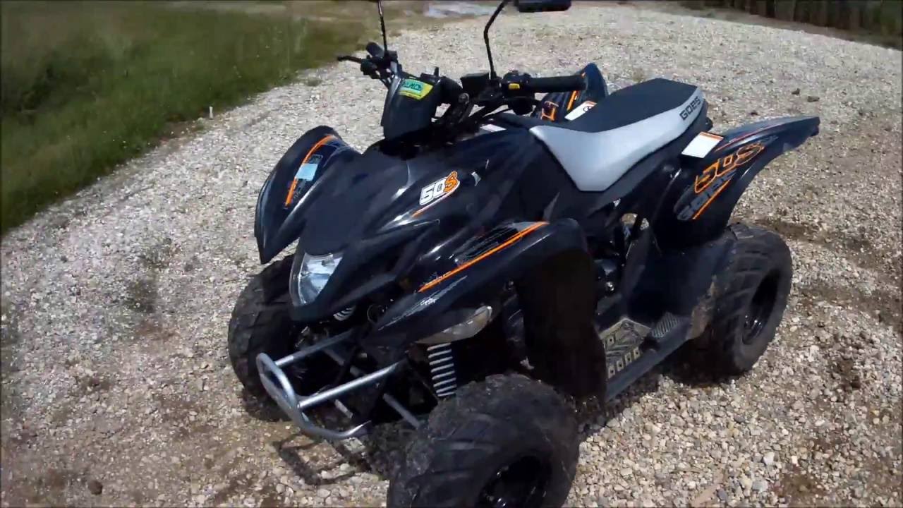 quad goes 50s présentation - YouTube