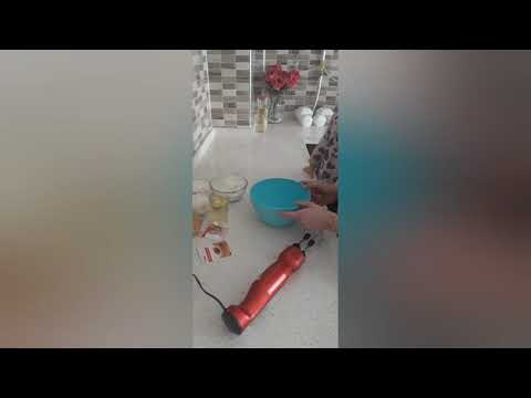 ÇİLEKLI KREMŞANTILI KEK DENEMEYEN KALMASIN