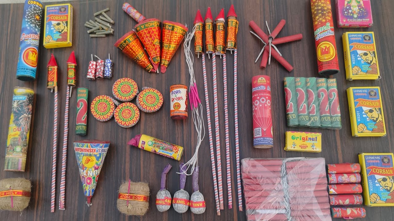 Unique Types Of Diwali Crackers Testing 2025 | New Diwali Fireworks ...