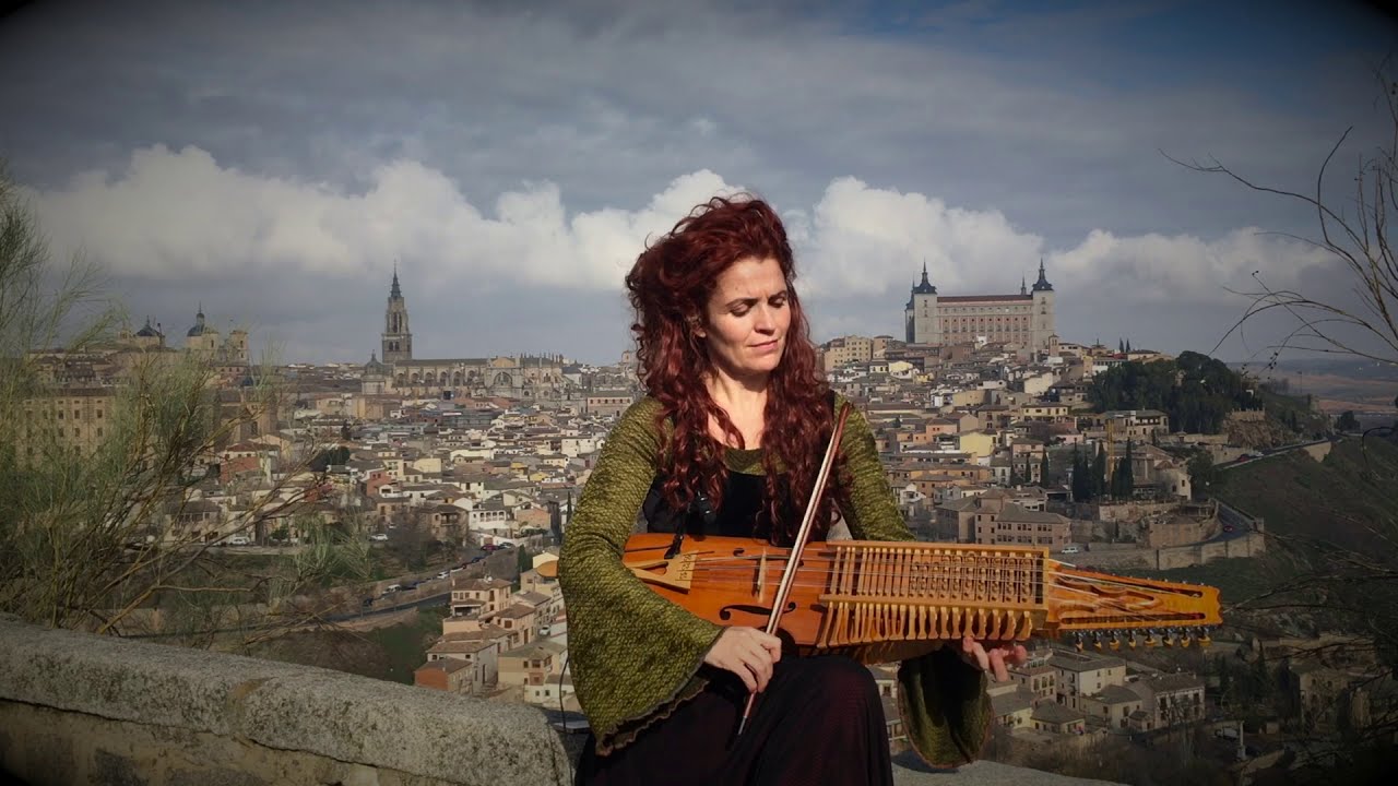 Ana Alcaide - Salterello (medieval dance) in Toledo - YouTube