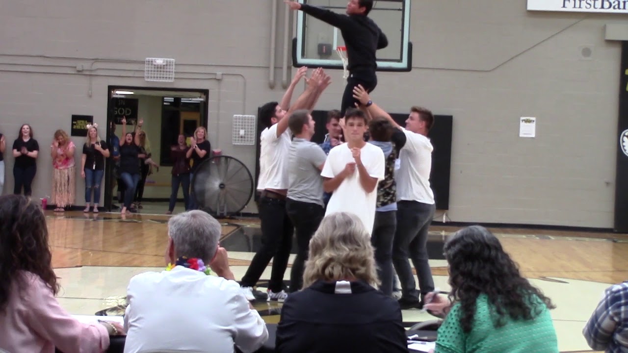 2019 DCHS Lip-Sync Battle - YouTube