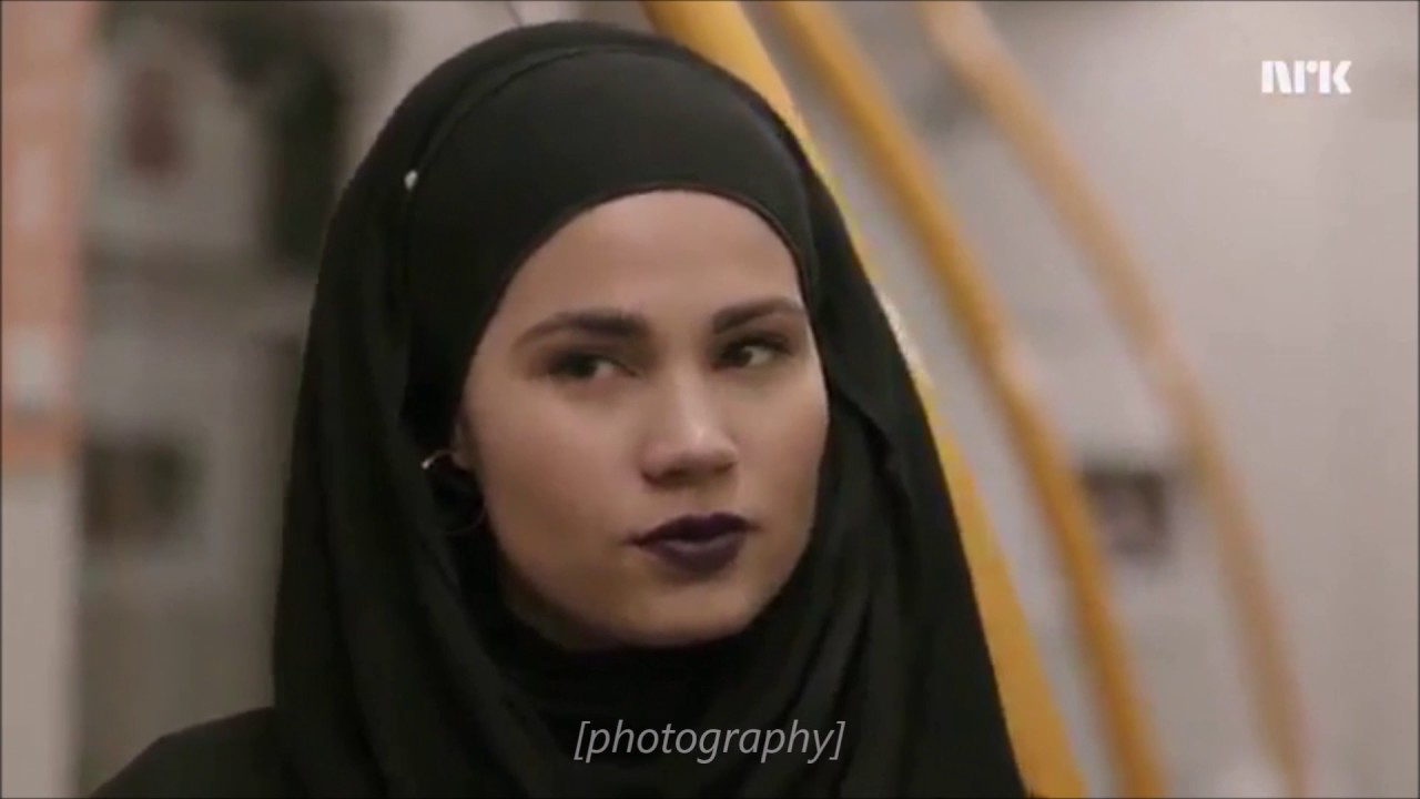 Fy Faen } skam 4x01 - YouTube