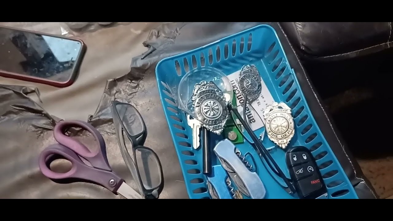 MINIMALIZING AGAIN! #Minimalist #Jayco #Toomuchstuff - YouTube