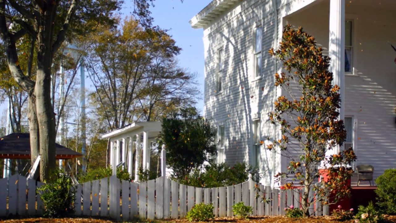 Daughtry House Virtual Tour - YouTube