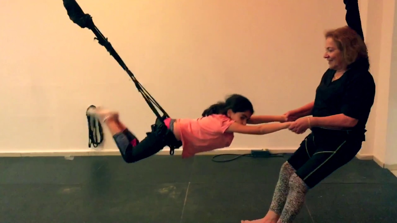 Fun Fly Bungee Fitness - Family ties... - YouTube