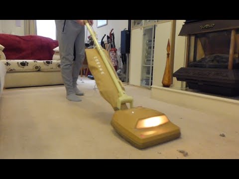 Just Vacuuming: Vintage Hoover Ranger U4002 vacuum cleaner (1975) - YouTube