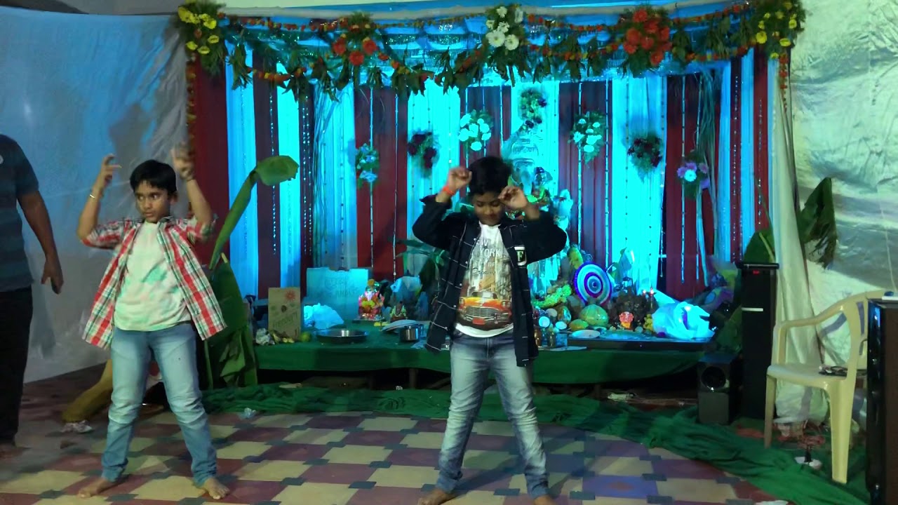 Holala dance by Snikit and Goutham - YouTube