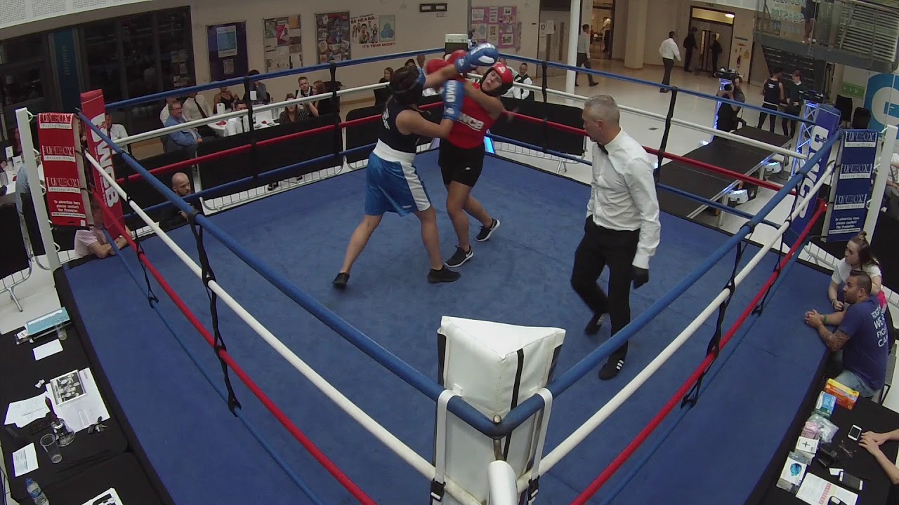 Ultra White Collar Boxing | Hastings | Erin Mayes VS Holly Halfon - YouTube