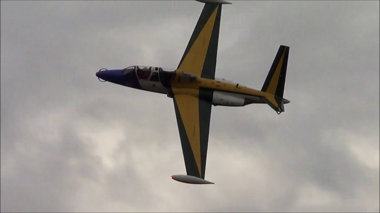 Fouga Magister 1/4 Scale - YouTube