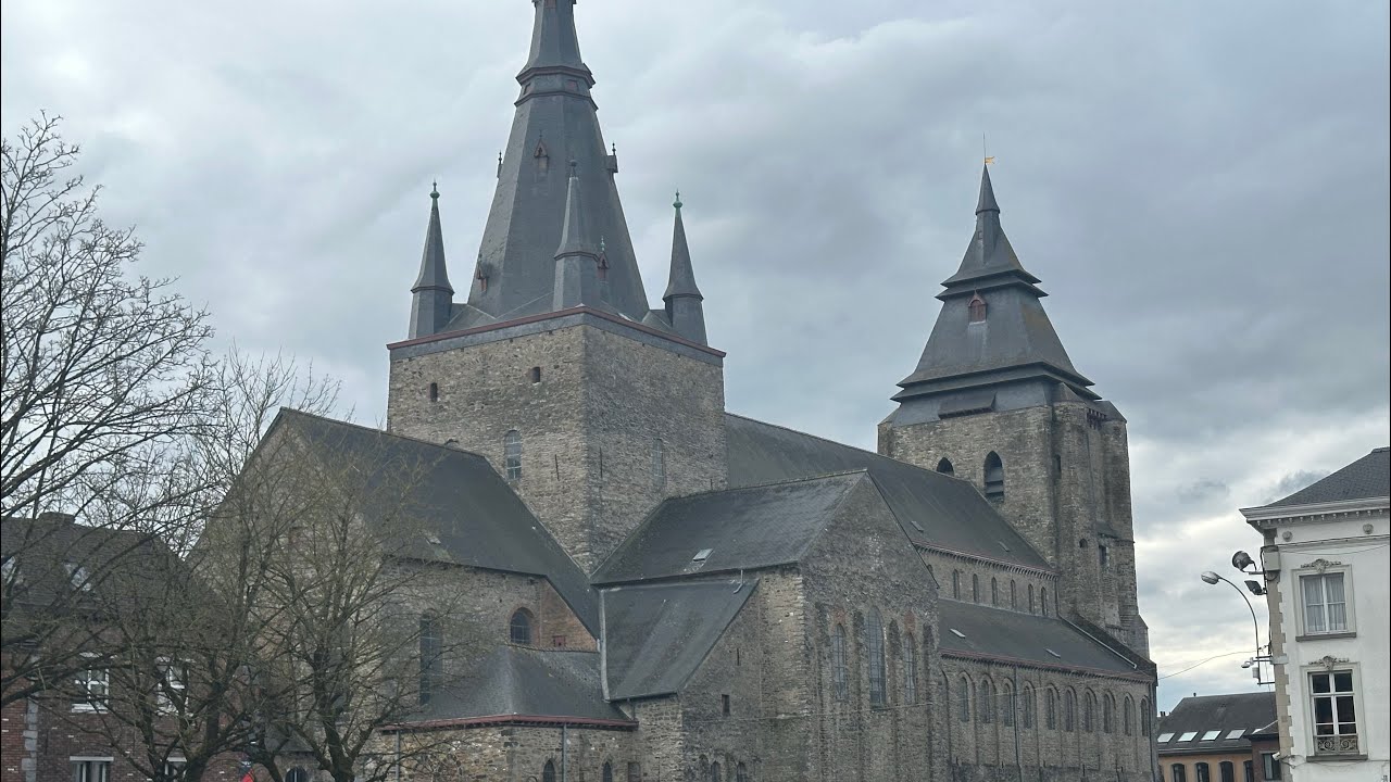 Soignies in Belgium. - YouTube