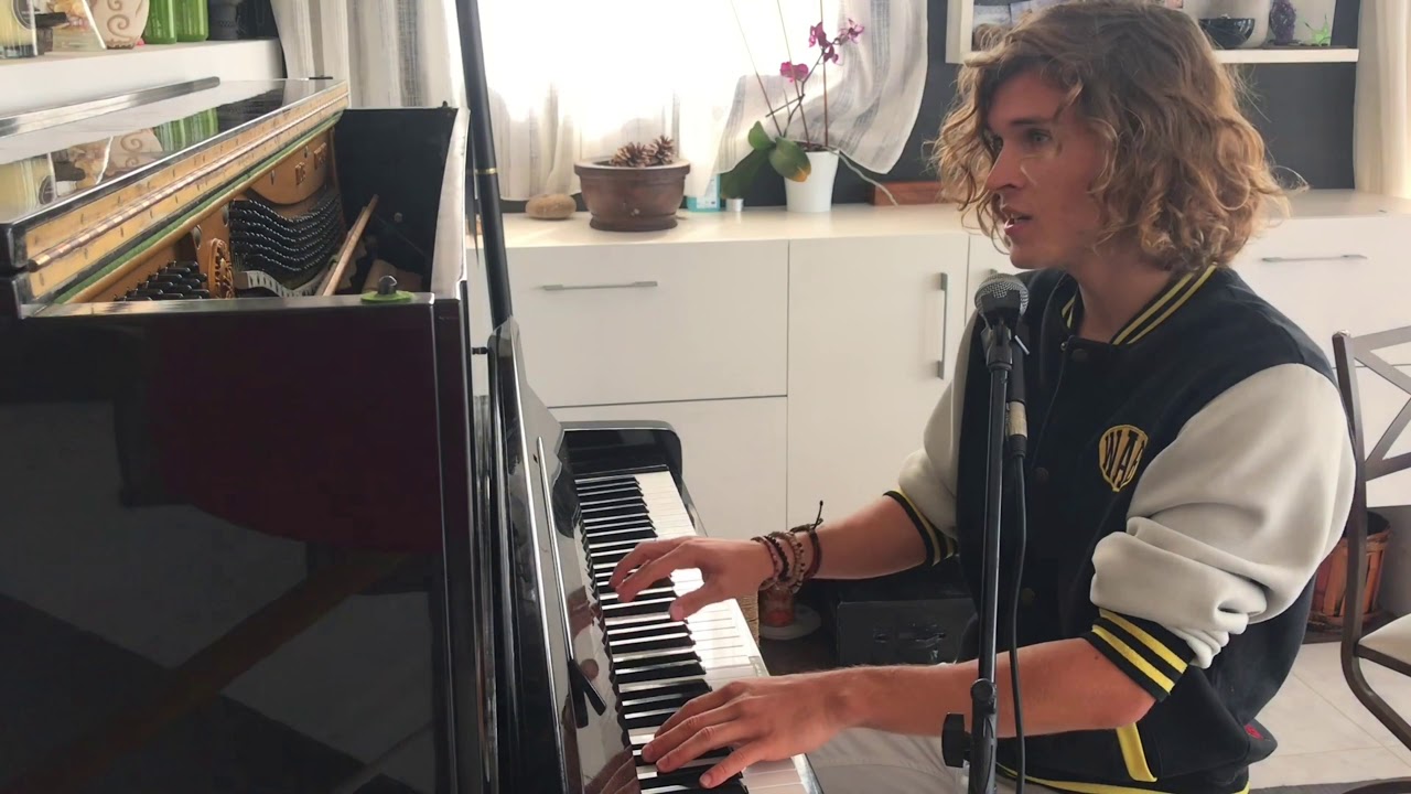 Bella Ciao Piano Cover - Victor Seitz - YouTube