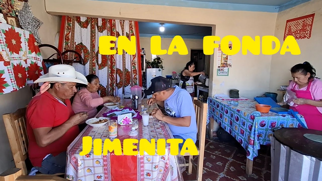EN LA FONDA NOS FUIMOS A COMER UN CHILPOZO CON TORTILLAS AZULES - YouTube