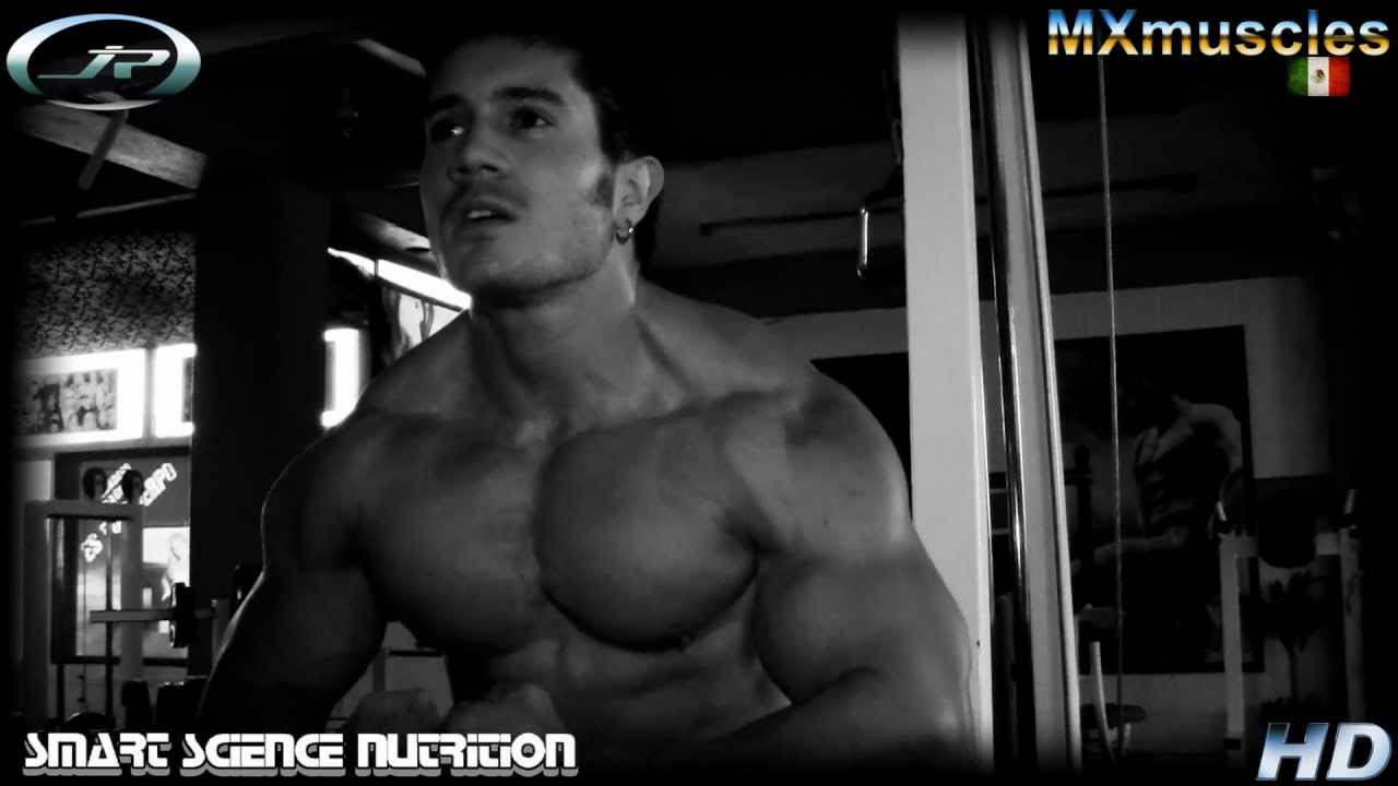 YOUNG BODYBUILDER JOSE PABLO ROCHA - YouTube