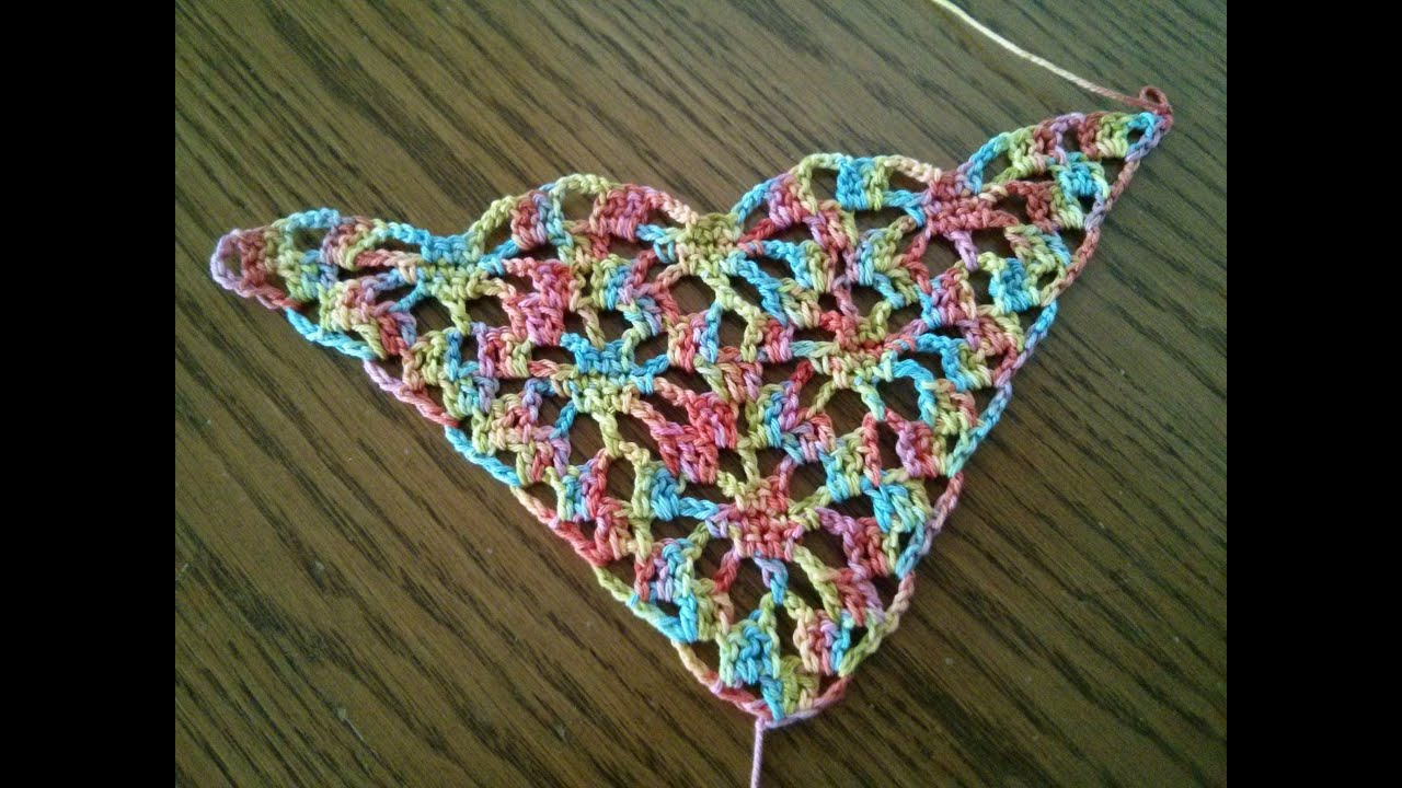 The triangular scarf 3 - YouTube