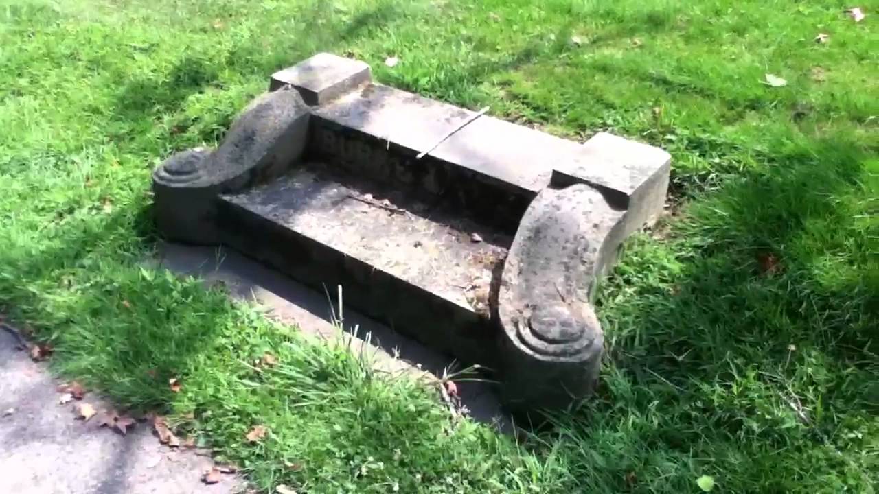 Steubenville Ohio - Steps In Union Cemetery - YouTube