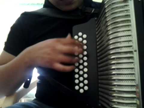 instruccional amor de 4 paredes se vende este acordeon en $4500 - YouTube