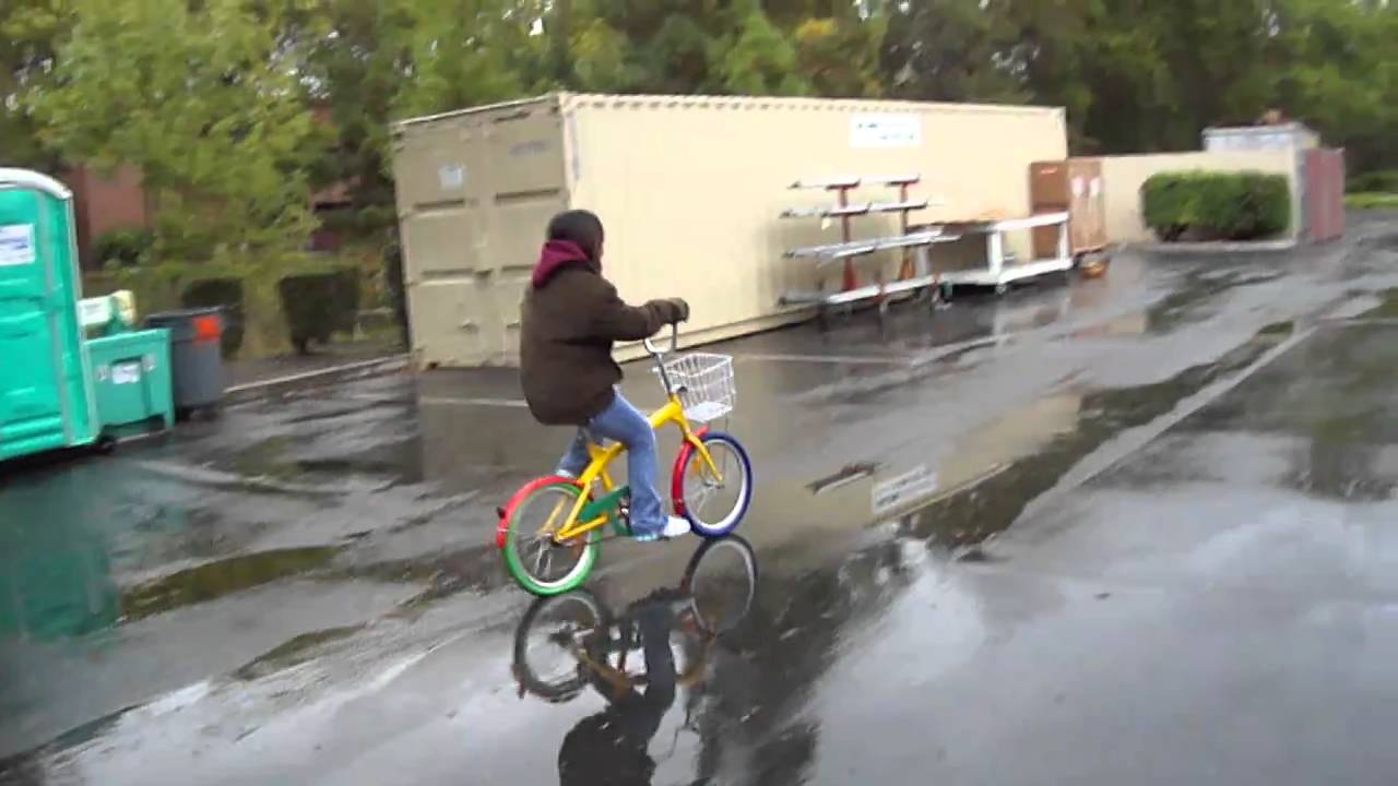 1st time riding a bike @ Google - YouTube