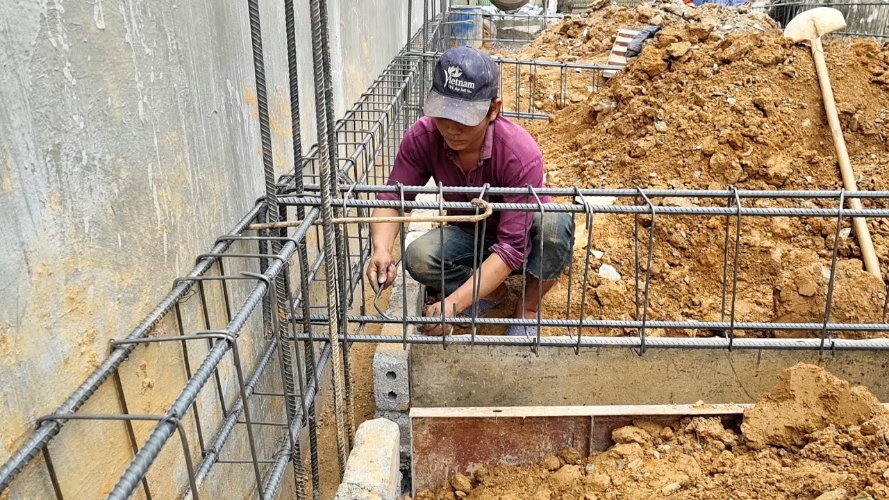 Concrete BEAM Construction Process, Building Bricks To Block Beams ...