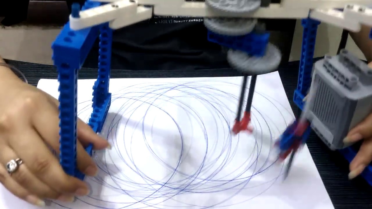 "SPIROGRAPH MODEL" Lego 9686 simple and powered machine. - YouTube