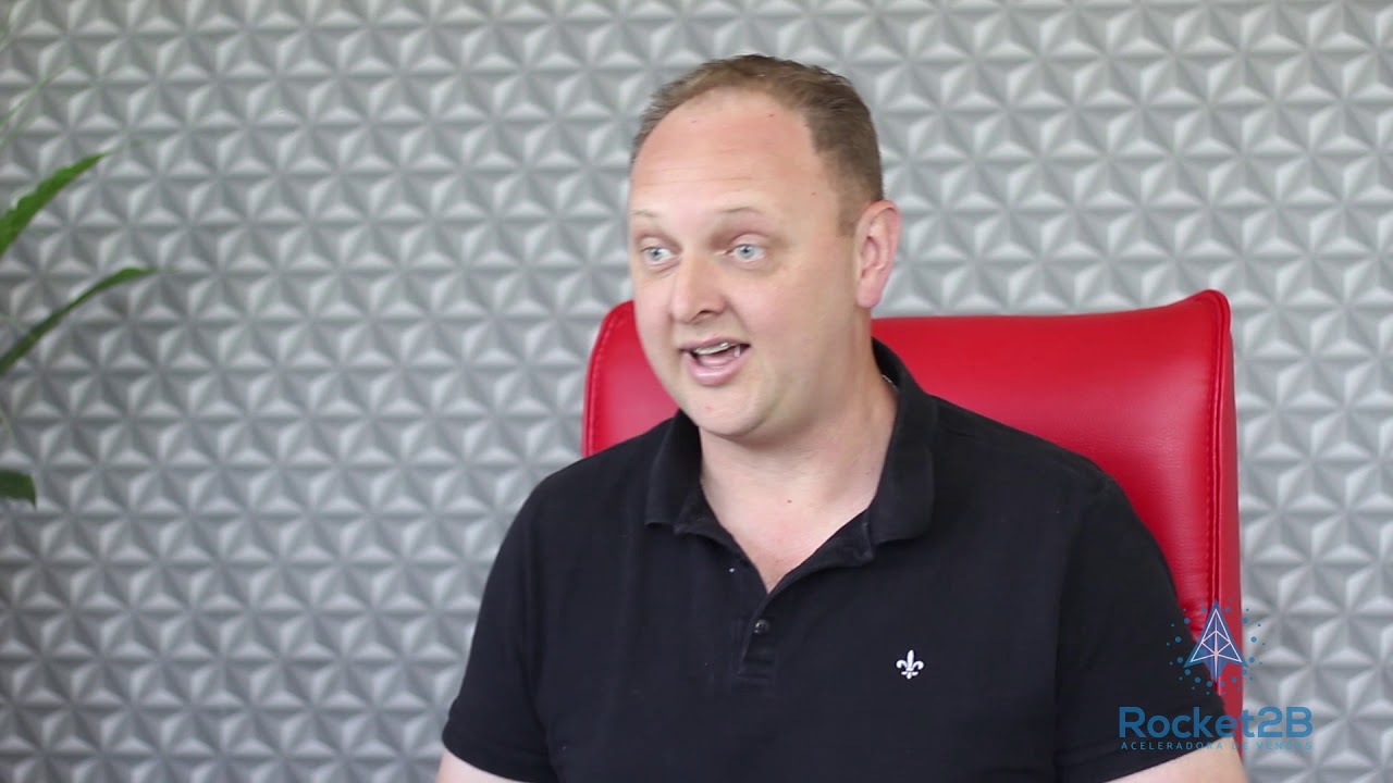 [Depoimento] Roberto Galvan - Exclusive Piscinas - YouTube