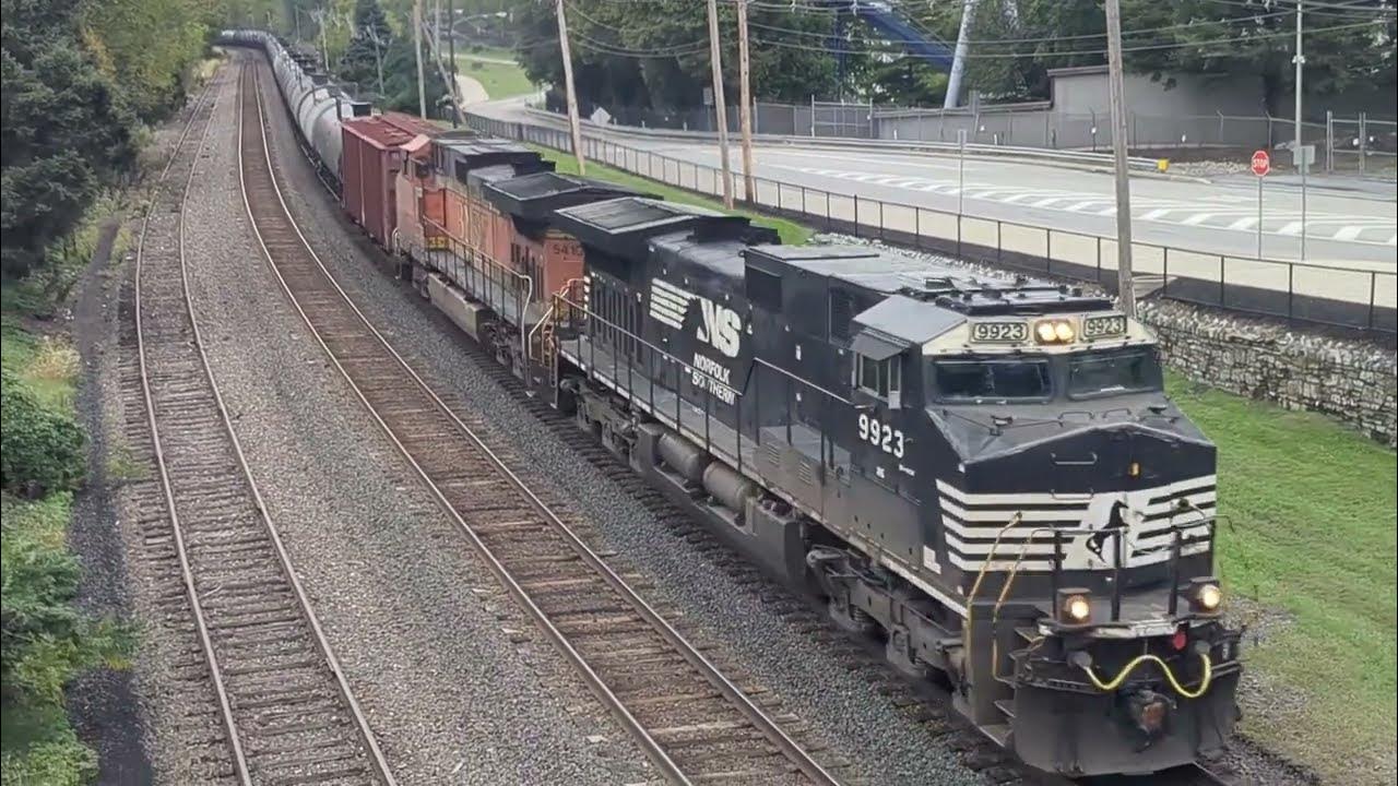 Norfolk Southern #9923 Leading BNSF #5410 6K4 Tanker Manifest. - YouTube