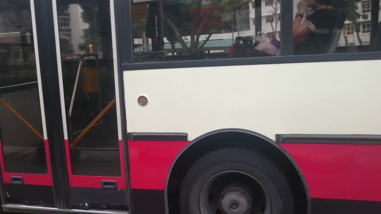 SMRT: Mercedes-Benz O405 [TIB812G departing BLK 604 bus stop] - YouTube