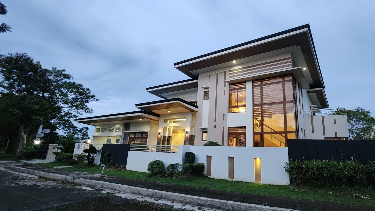 Striking House Tour 903+ php 70M Inside High-end Village of Eagle Ridge ...