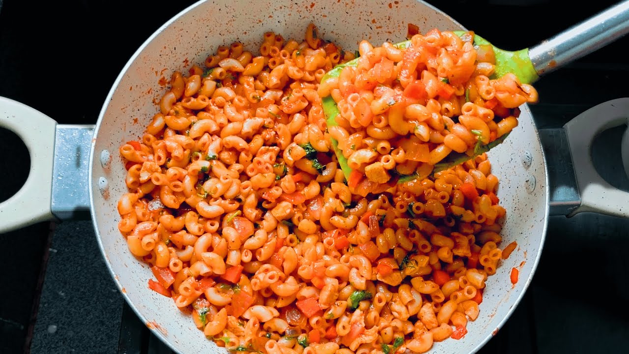 5 Minute Macaroni Recipe! Simple Chicken Red Sauce Pasta - YouTube