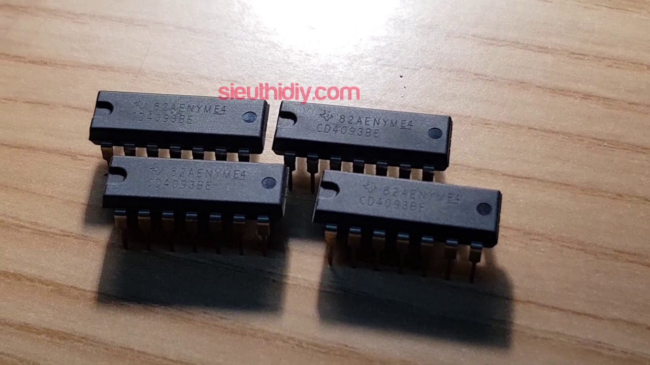 CD4093B Texas Instruments CMOS Quad 2-Input NAND Schmitt Triggers Dip ...