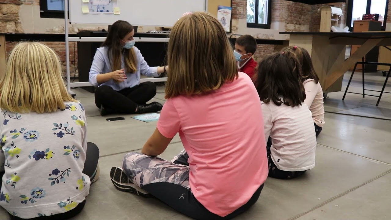 ICE BOY (2 out of 3): Storytelling and vocabulary - YouTube