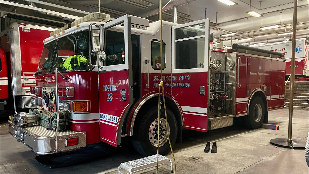 Baltimore City Engine Co.23 & Battalion Chief 6 Responding - YouTube