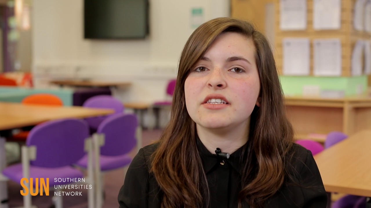 Choosing a University: a student's perspective - YouTube