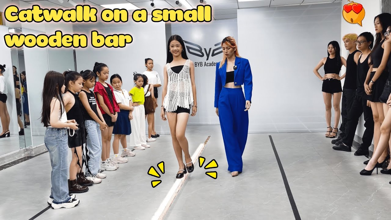 Ep.1 | The extremely difficult catwalk challenge that makes models ...