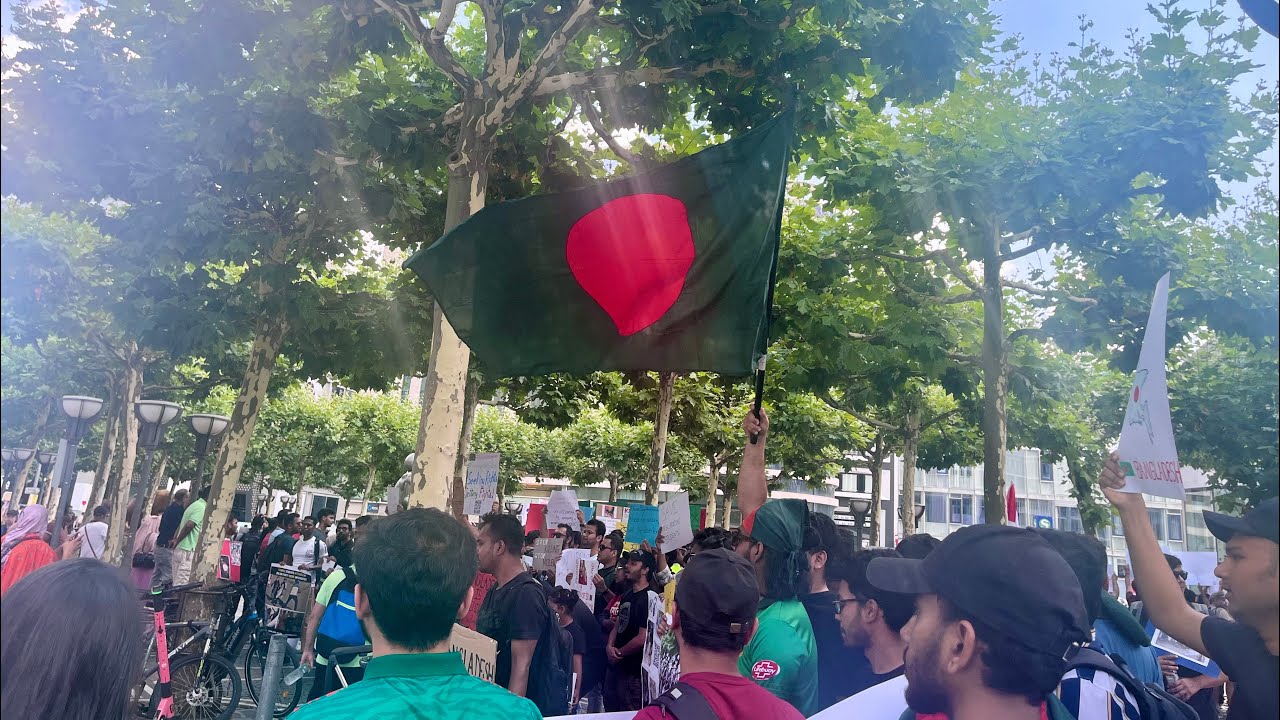 Save Bangladeshi Students 🇧🇩 || Protest in Frankfurt, Germany 🇩🇪 - YouTube