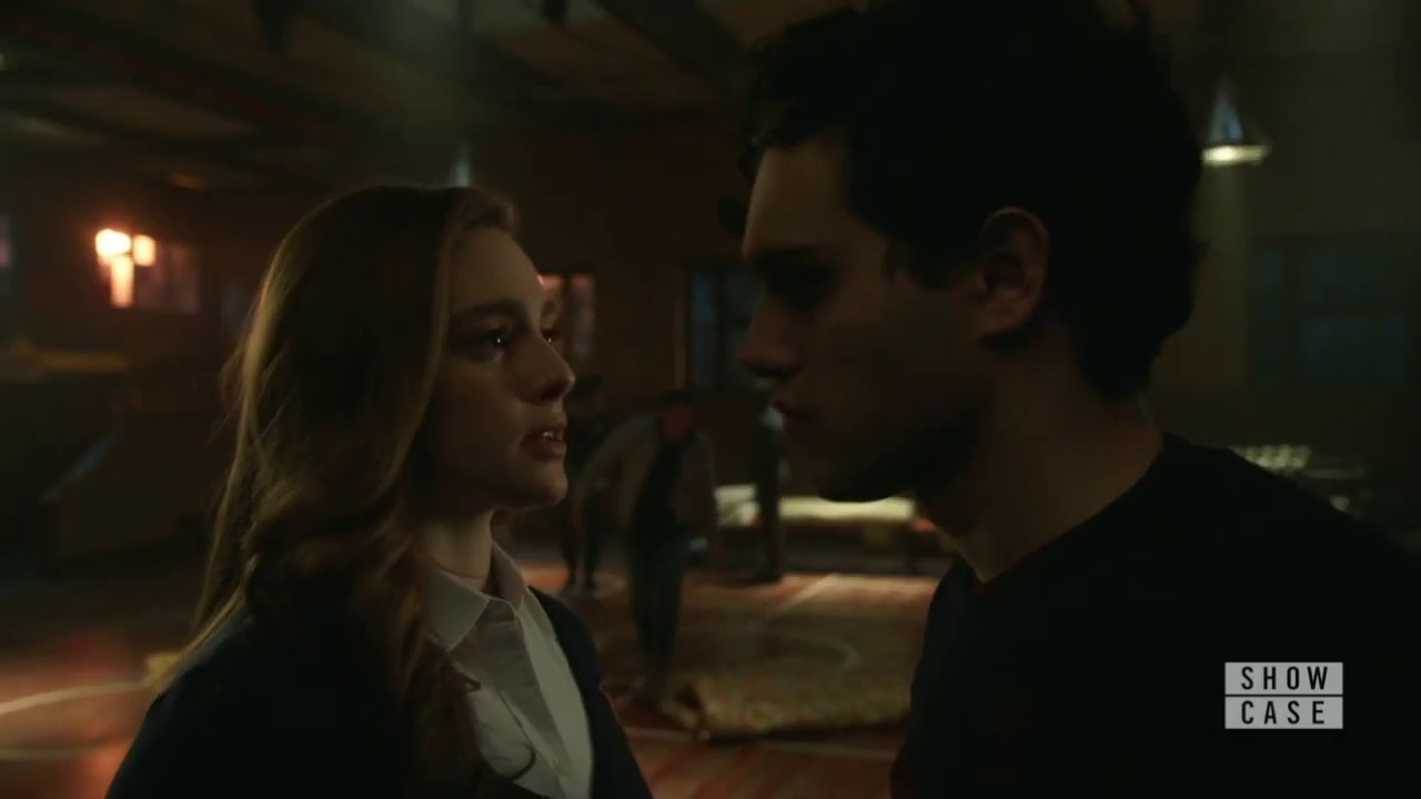 Legacies 1x09 Hope & Landon Talk,MG & Kaleb Talk - YouTube