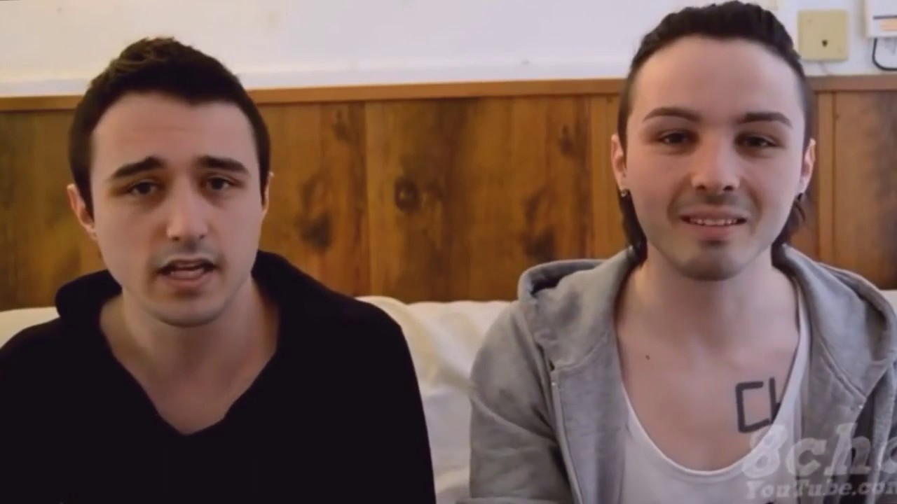 8cho & Tri-line | Momento gracioso - YouTube