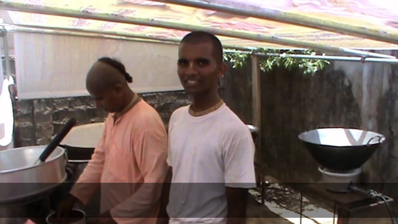 ISKCON- preaching in Sri Lanka - YouTube