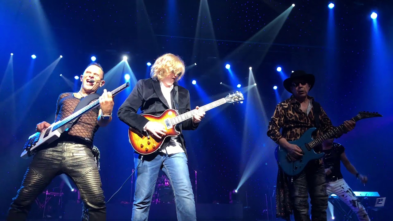 Private Stock Band - You Really Got Me with Trey Wanvig - YouTube