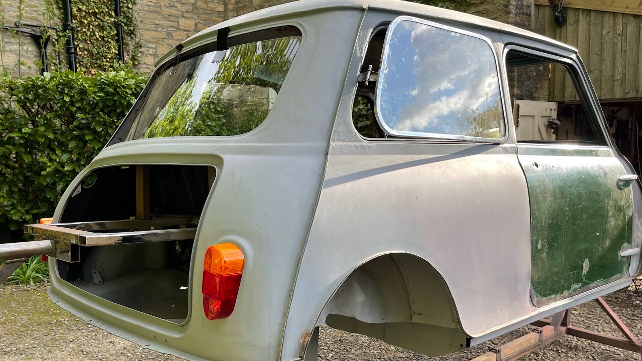 Classic Mini Mk1 Conversion - The Mini Returns - Part 43 - YouTube