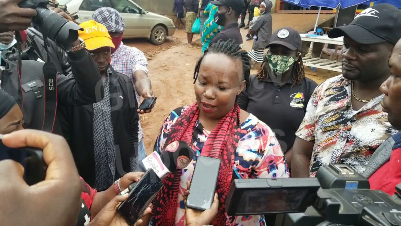 Mama Fina Gives in 4 million to help in at Pr Yiga's burial - YouTube