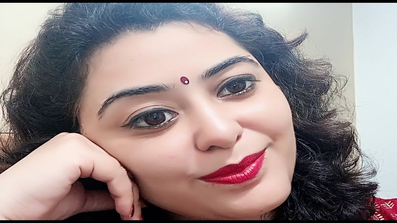 Pooja Luthra Live- Health And Beauty Hacks - YouTube