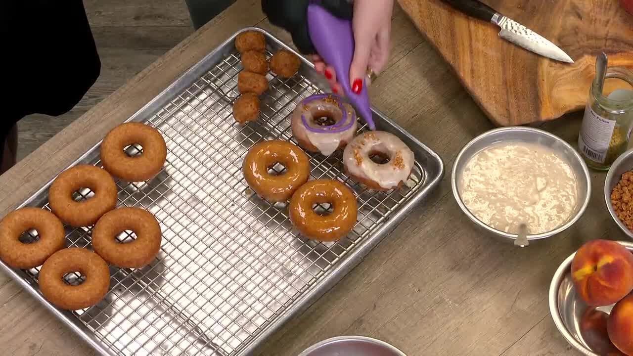 Decorating vegan donuts with Holy Grail Donuts - YouTube