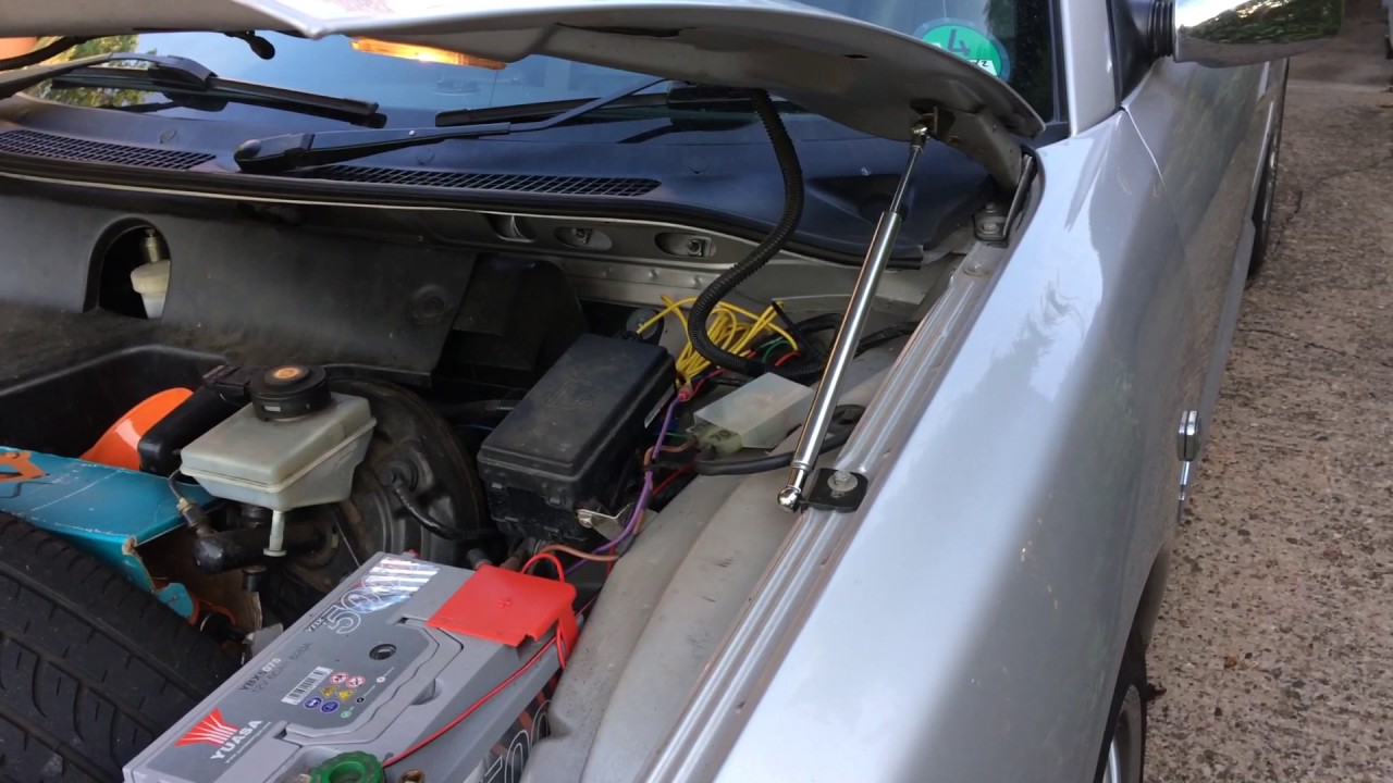 MGF MG TF with universal bonnet lifter fitted - YouTube