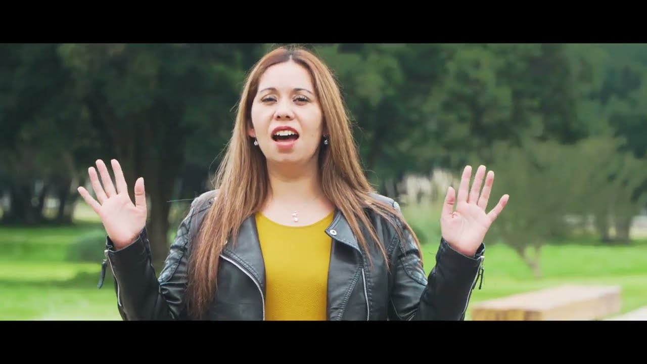 Daniela Sepulveda - Al creador del Universo (Video Oficial) - YouTube