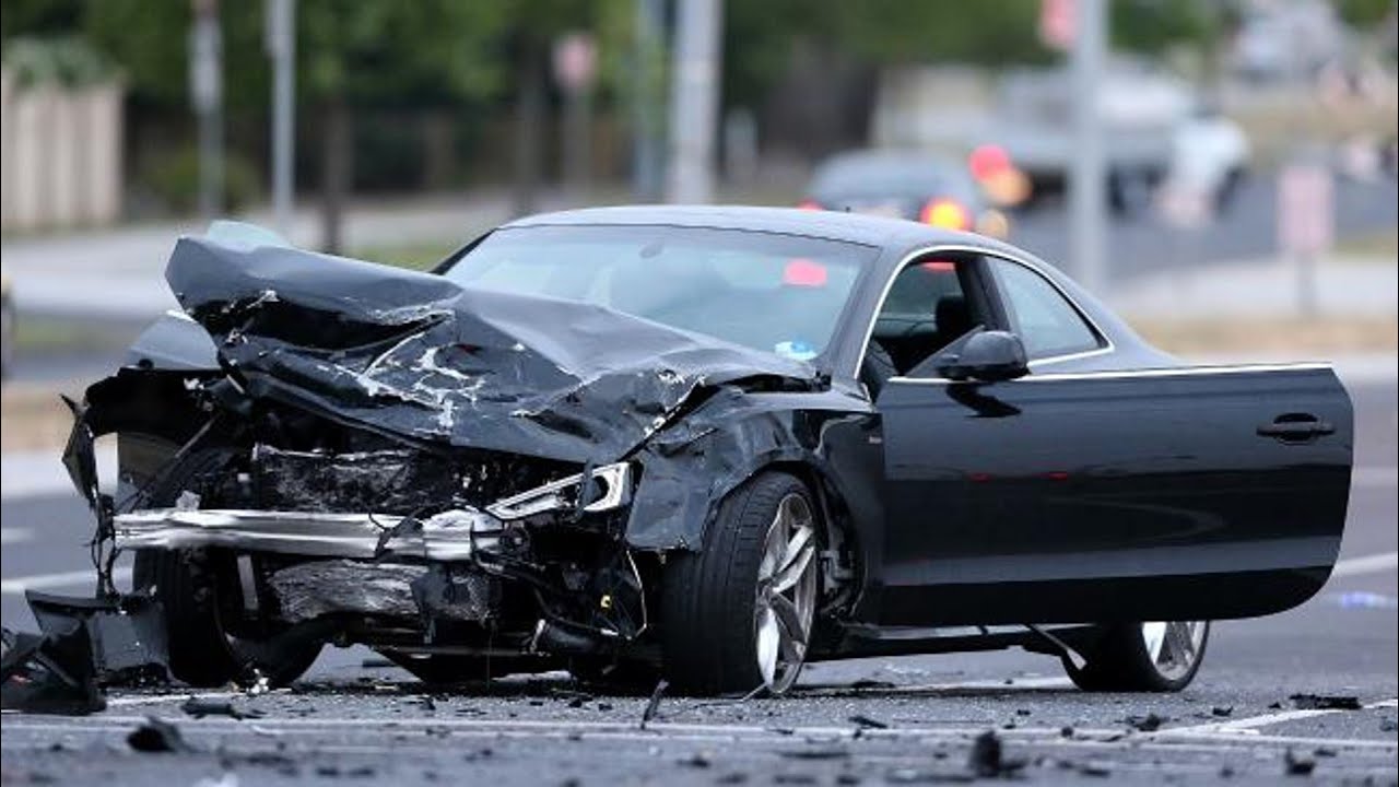 Fatal Deadly Car Crash Compilation - YouTube