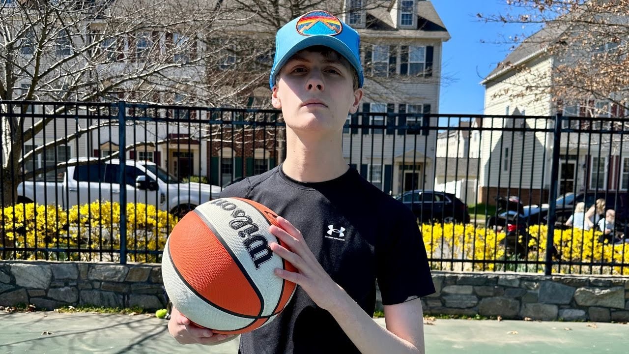 Trainer Teaches Autistic Teen Basketball - YouTube