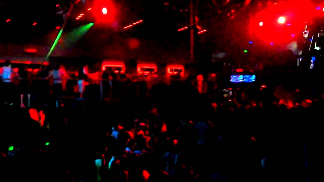 Amerika Disco - Dancing - Buenos Aires Argentina - 06/01/2012 HD - YouTube