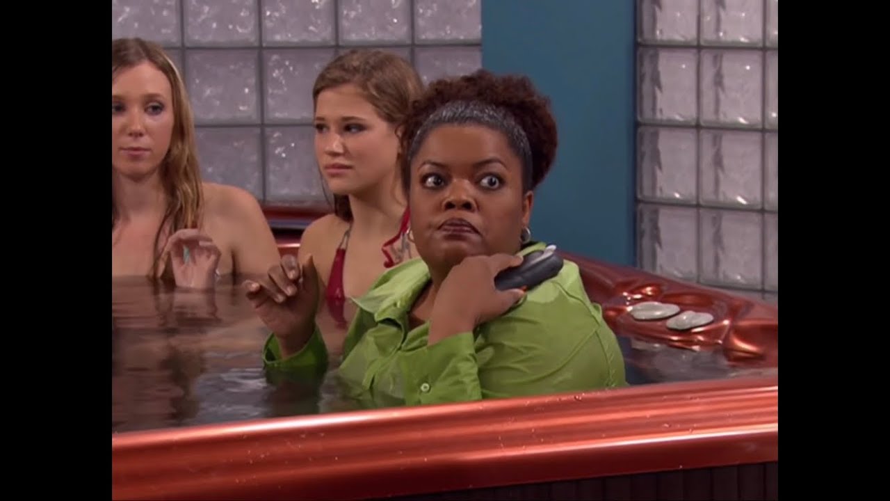 Drake & Josh - Helen Finds Out Drake Used Her Hot-Tub For A Party - YouTube