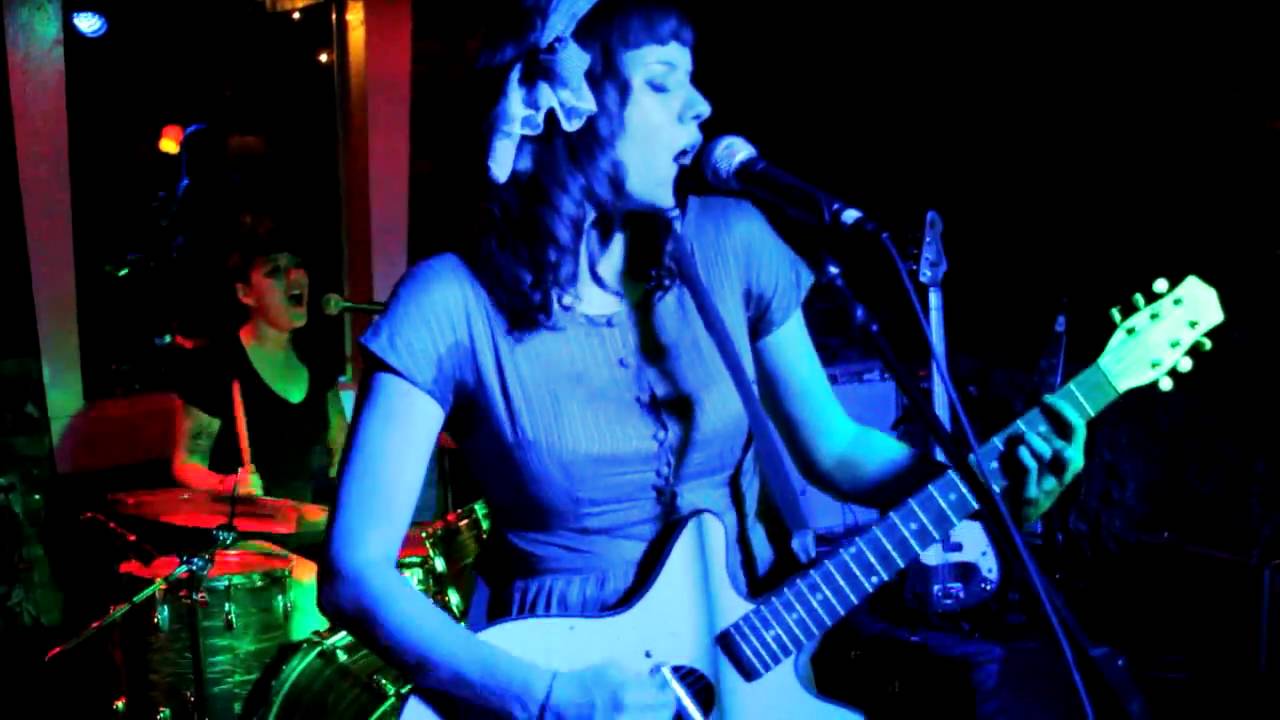 Agent Ribbons "I'm Alright" - YouTube